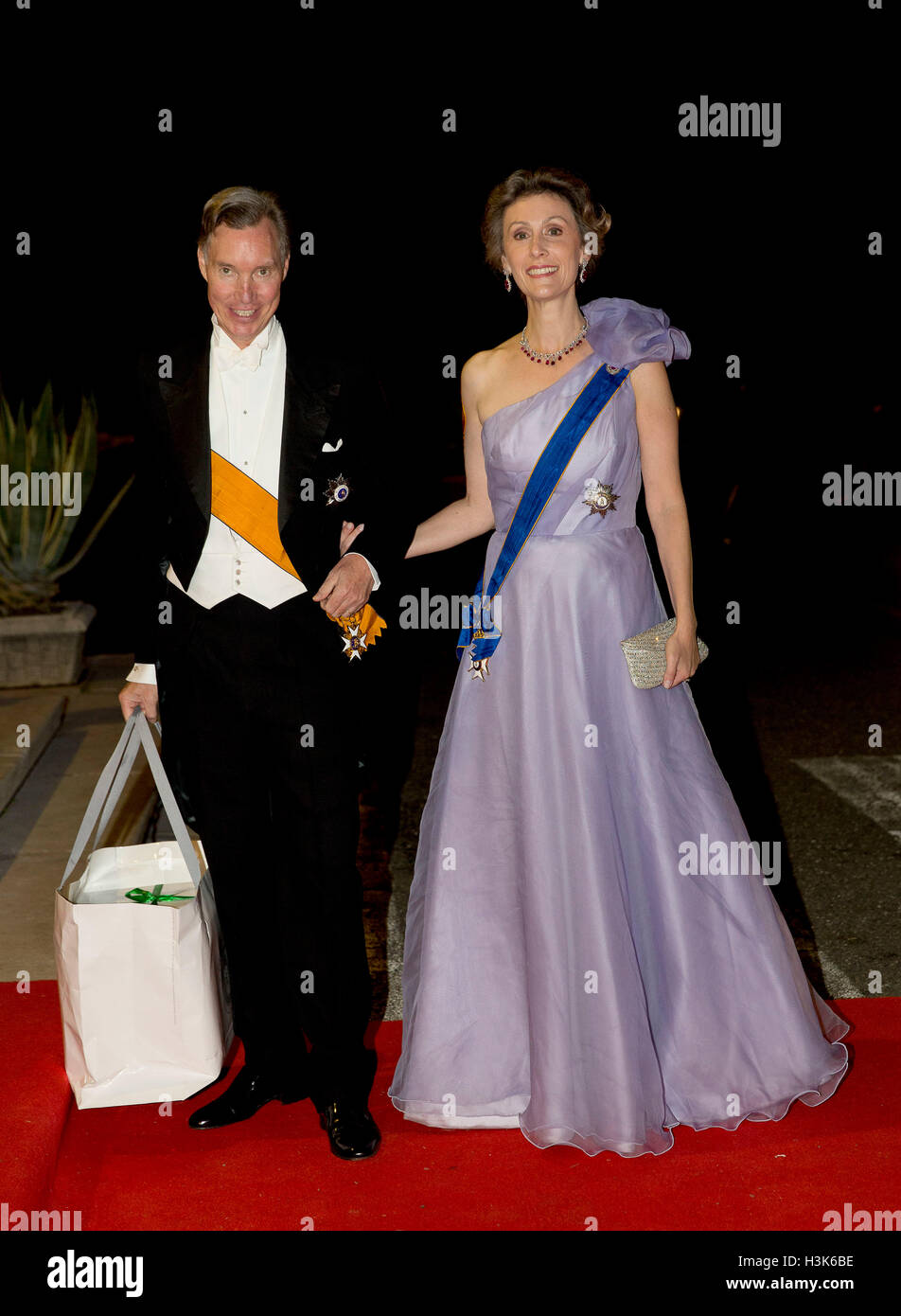 Prince princess albania hi-res stock photography and images - Alamy