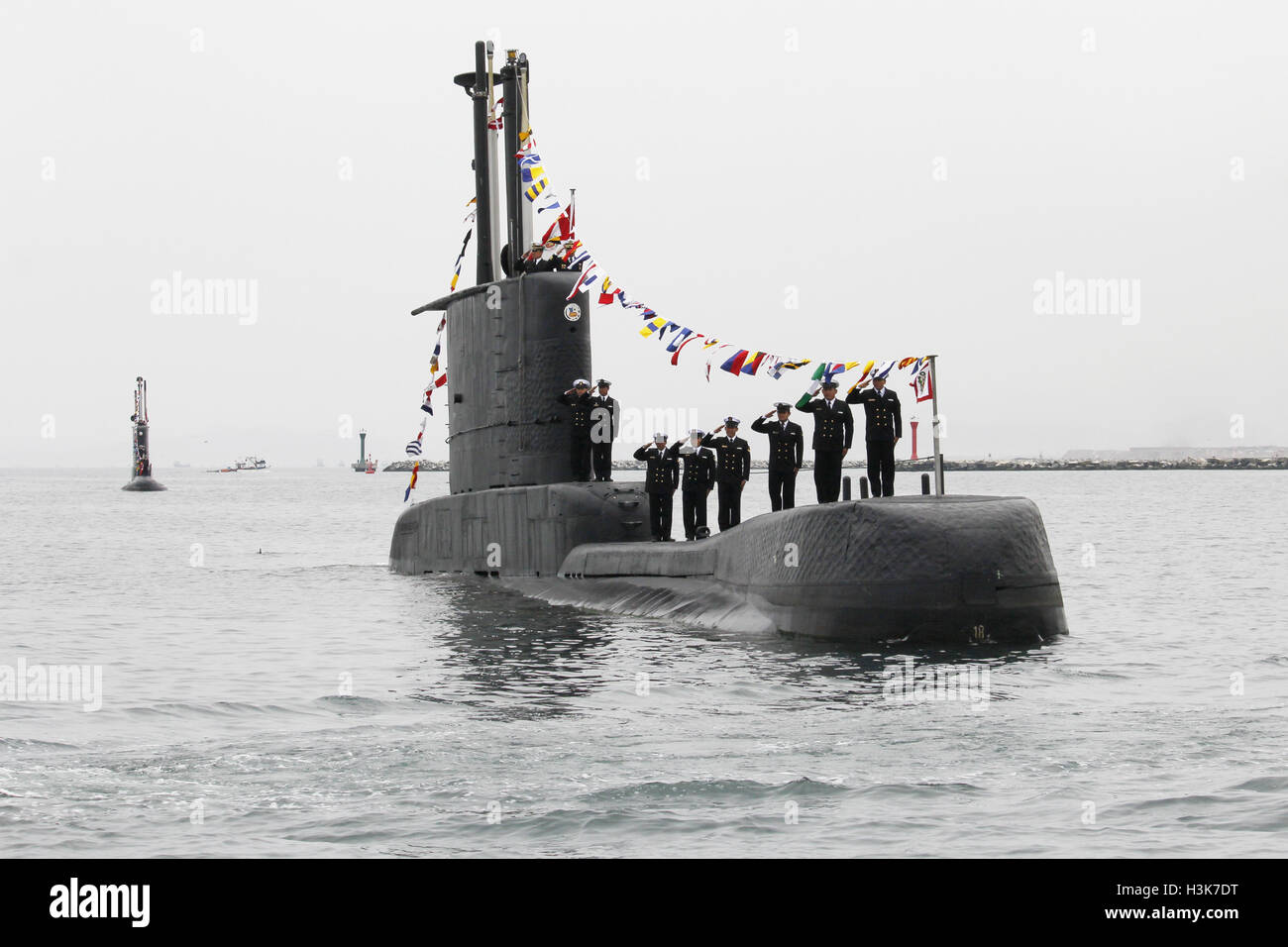 Callao, Peru. 8th Oct, 2016. Submarines take part in the Naval Review ...