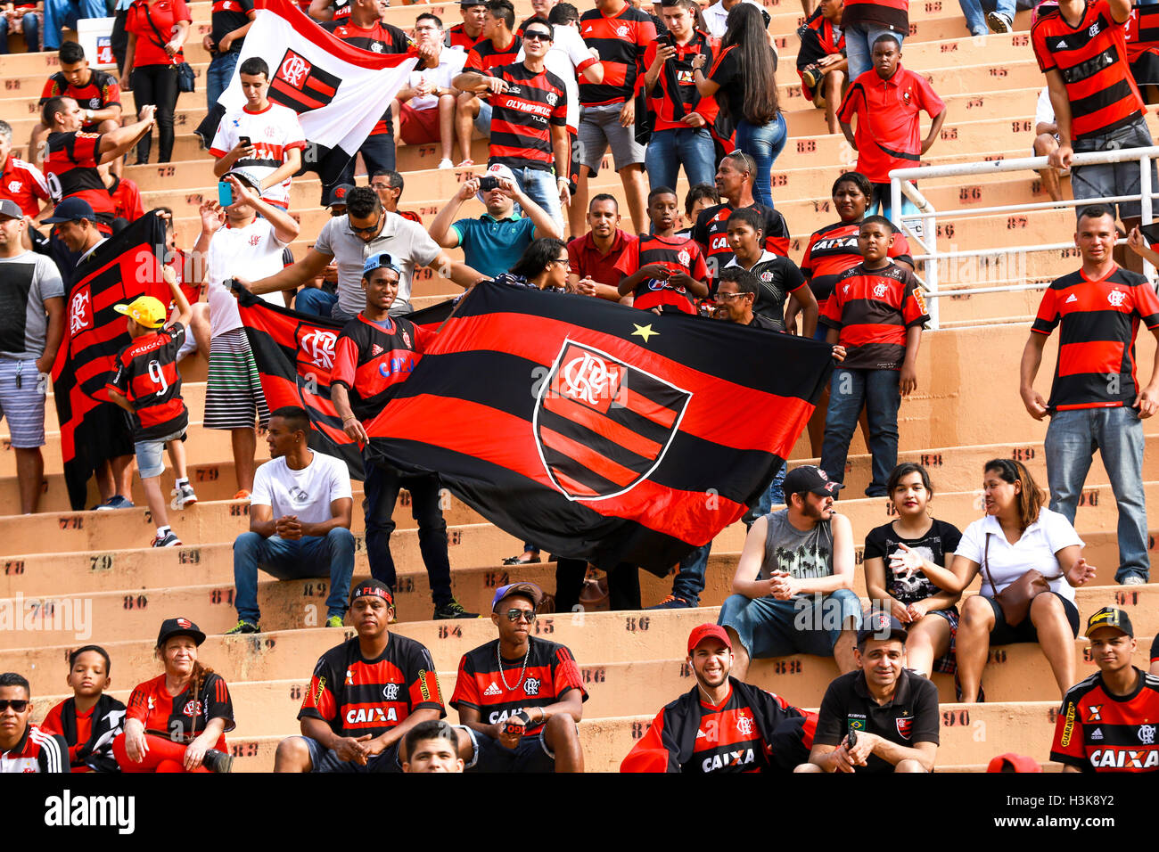 SÃO PAULO, SP - 09.10.2016: FLAMENGO X SANTA CRUZ - Pictured fans of ...