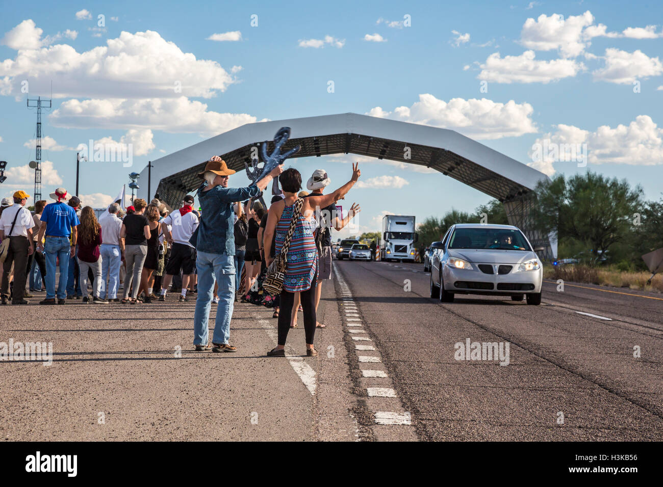 Militarization of border hi-res stock photography and images - Alamy