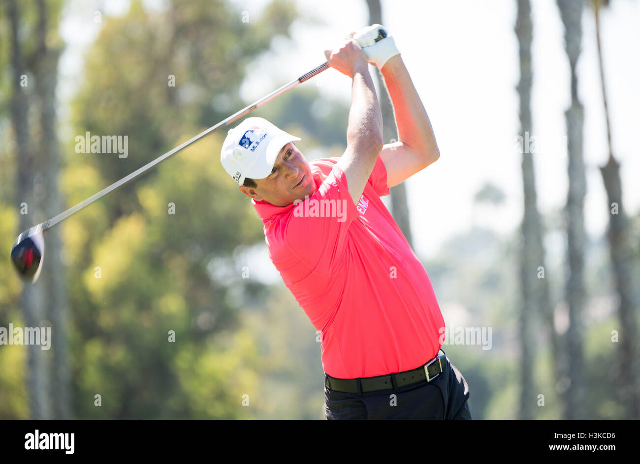 Newport Beach, California, USA. 9th Oct, 2016. Billy Adrande makes a ...
