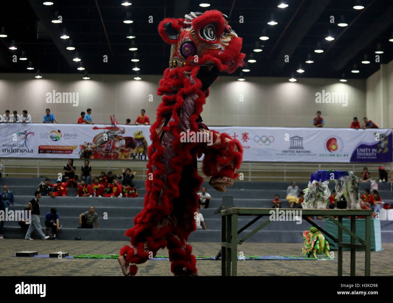 Jakarta, Jakarta, Indonesia. 10th Oct, 2016. Lion dance TAFISA World ...