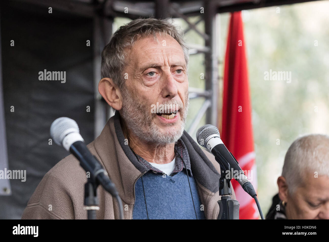 Michael Rosen High Resolution Stock Photography and Images - Alamy