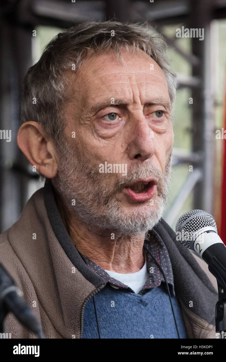Michael rosen hi-res stock photography and images - Alamy