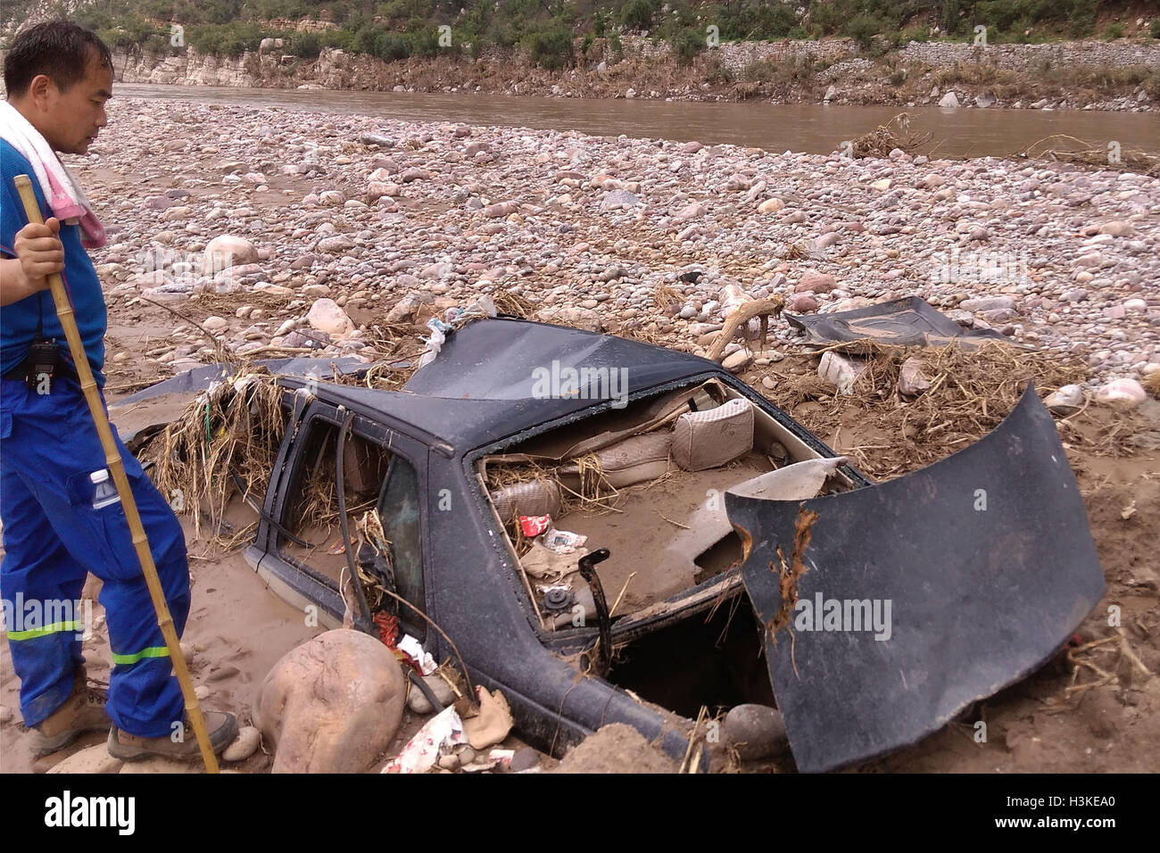 Disaster stricken area hi-res stock photography and images - Alamy