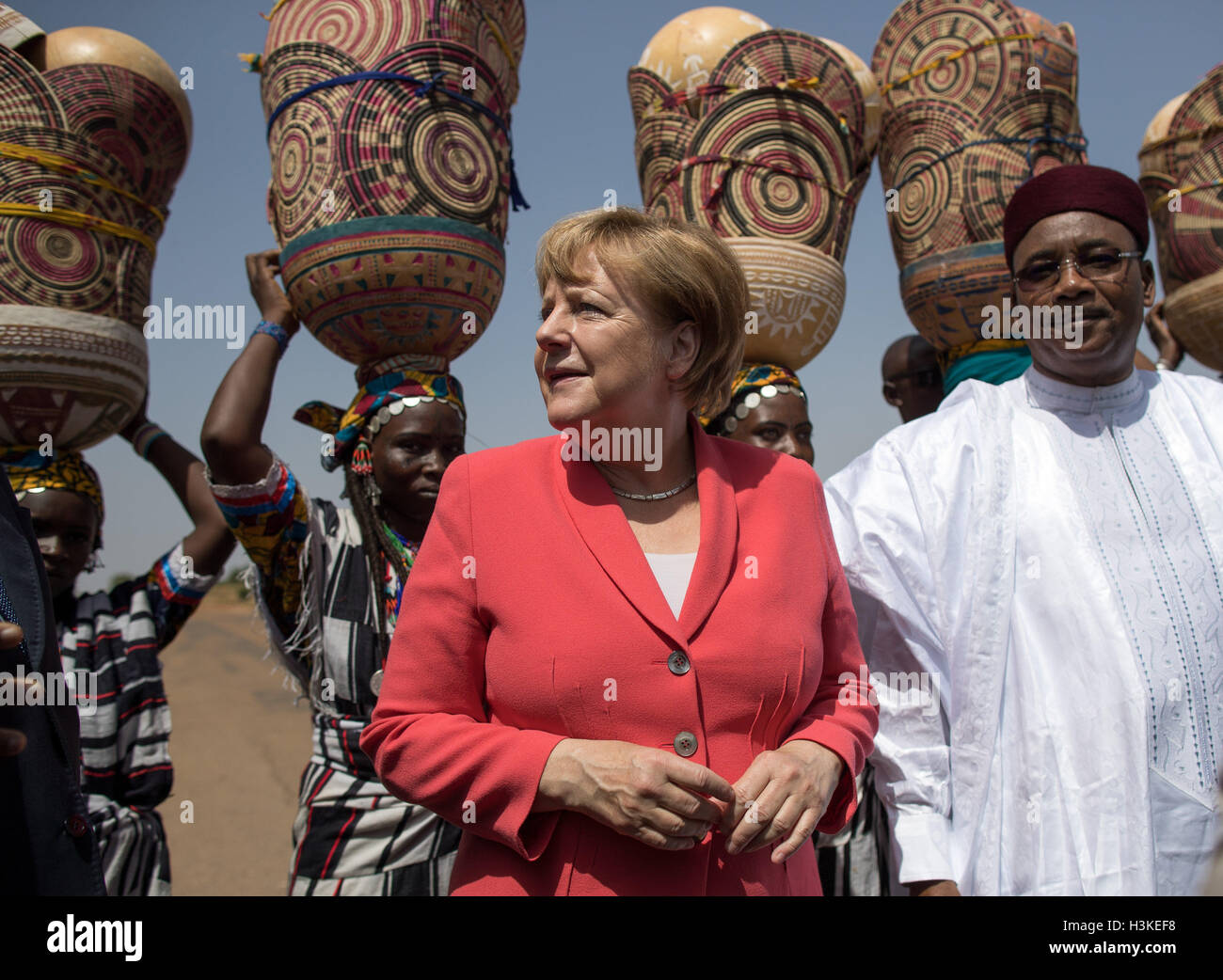 Niamey, Niger. 10th Oct, 2016. German Chancellor Angela Merkel (CDU) is ...