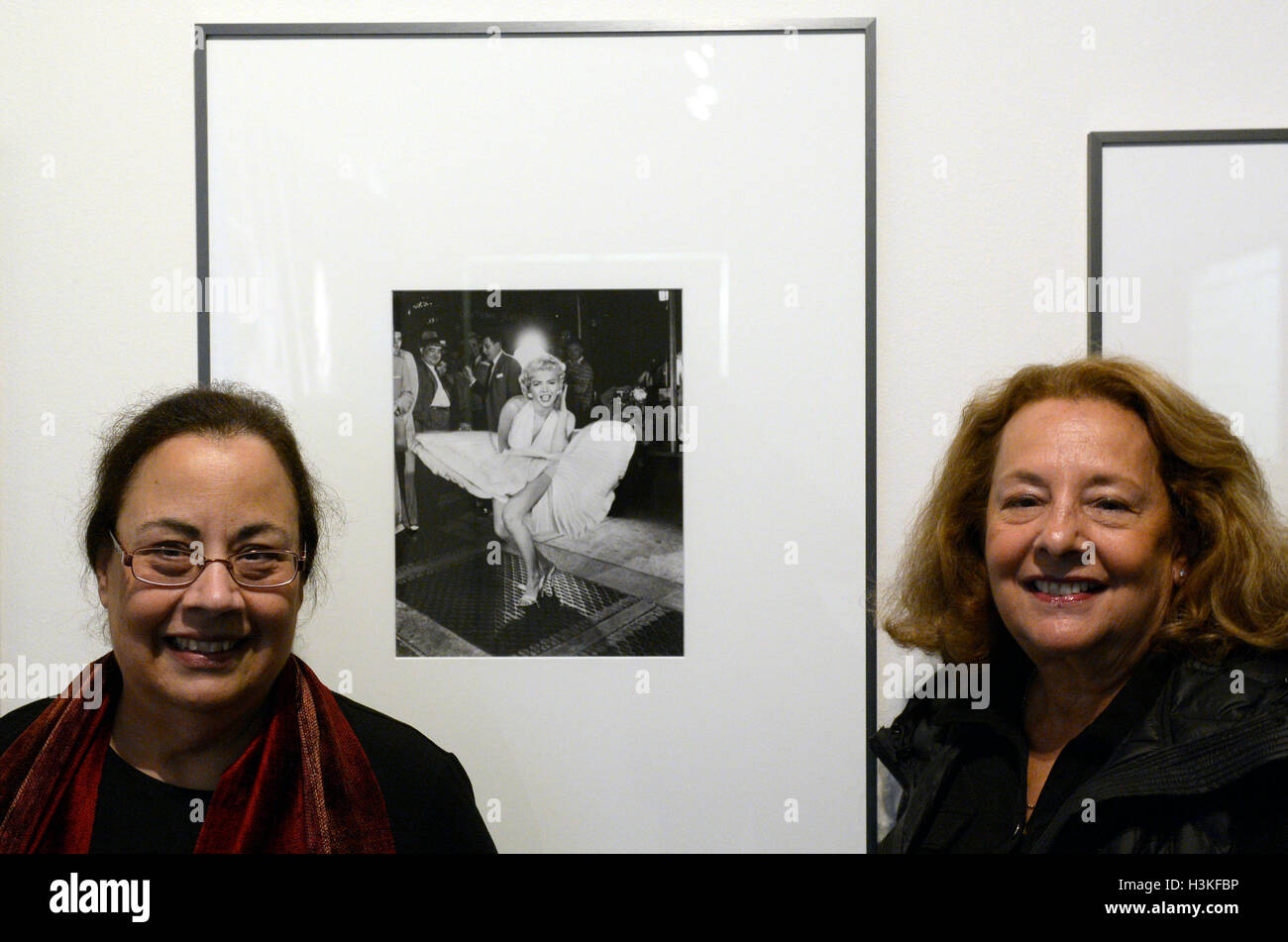 Sam shaw marilyn monroe hi-res stock photography and images - Alamy