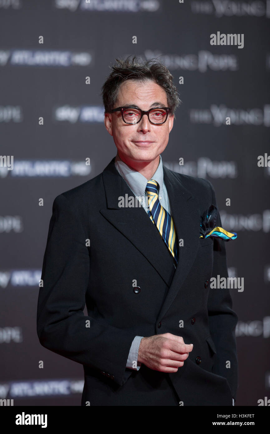 Young Rome Photos 204 Italy Travel Tourist Girl Taking Photos Rome