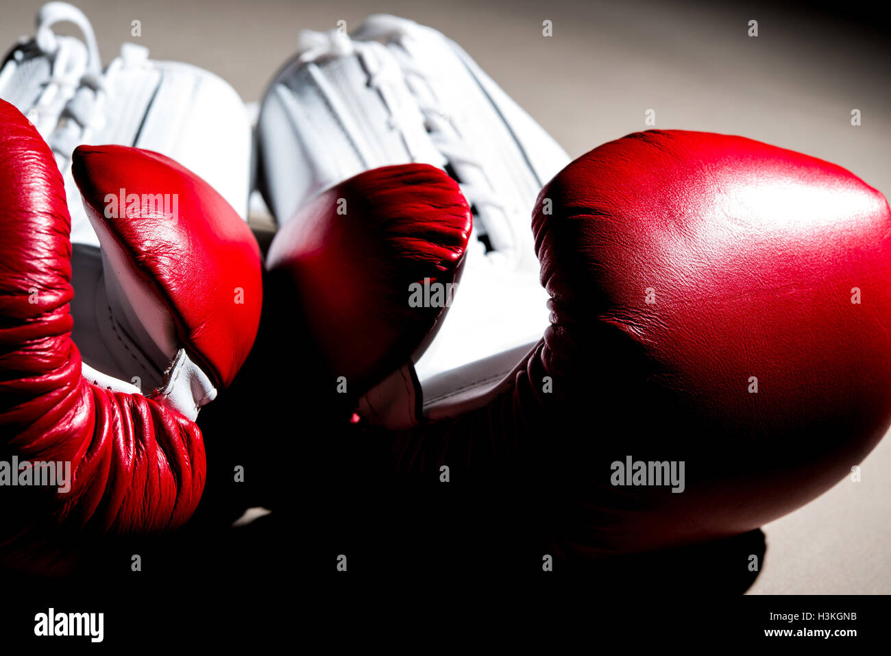 Red boxing gloves Stock Photo - Alamy