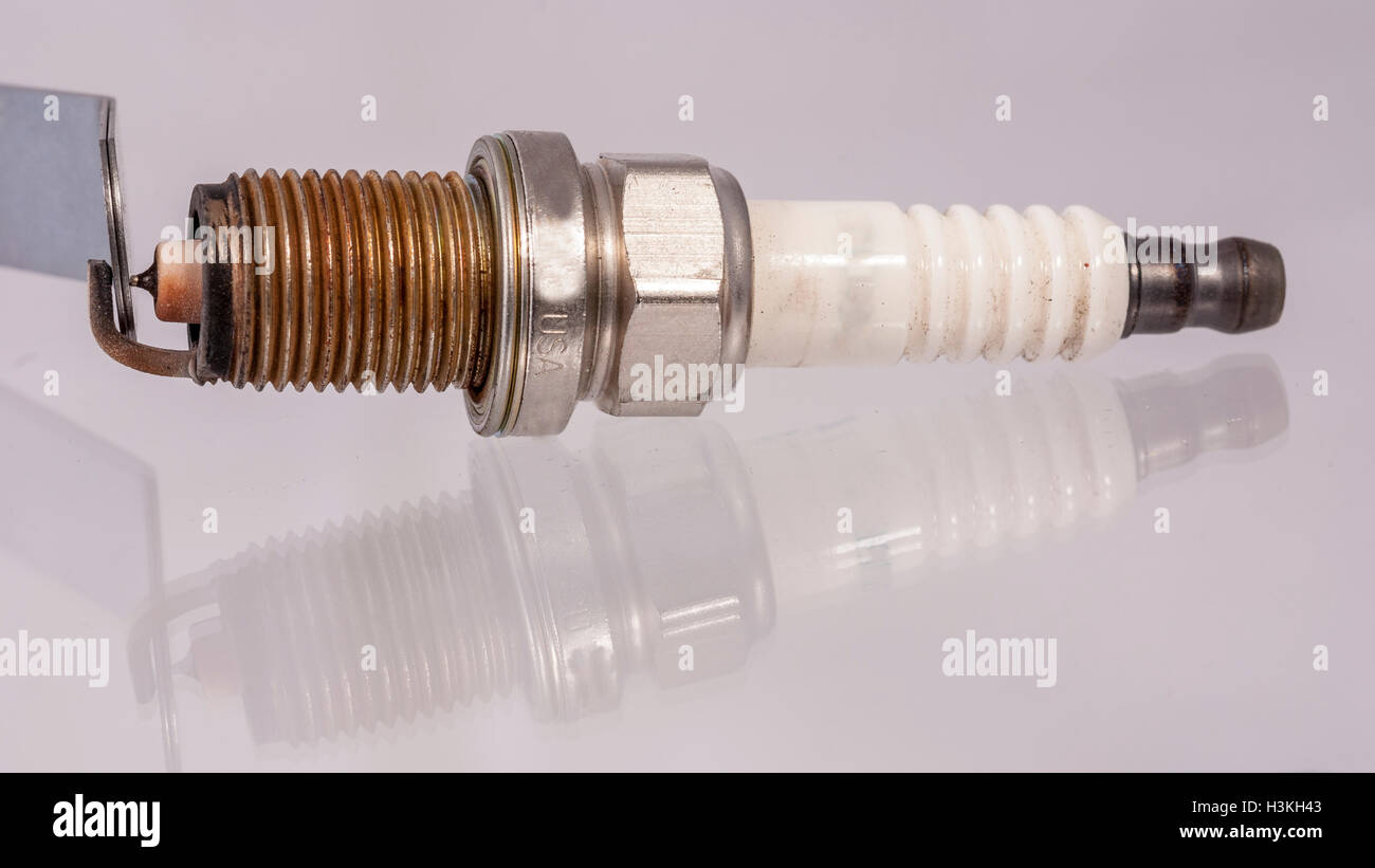 Round plug hi-res stock photography and images - Alamy