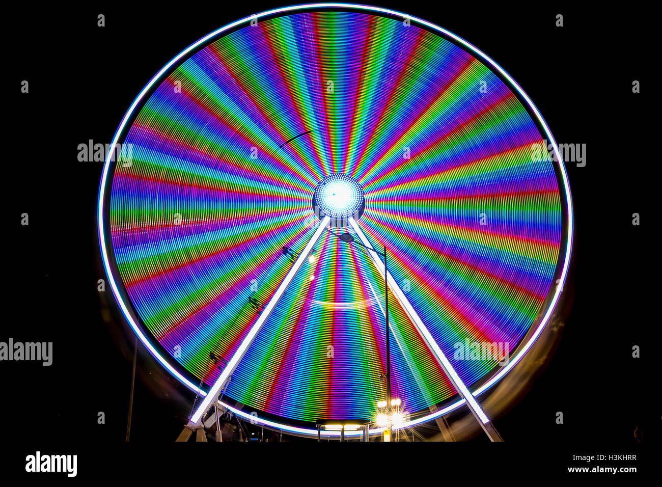 Ferris Wheel Ferriswheel at Cardiff Bay Mermaid Quay 2016 Stock Photo ...