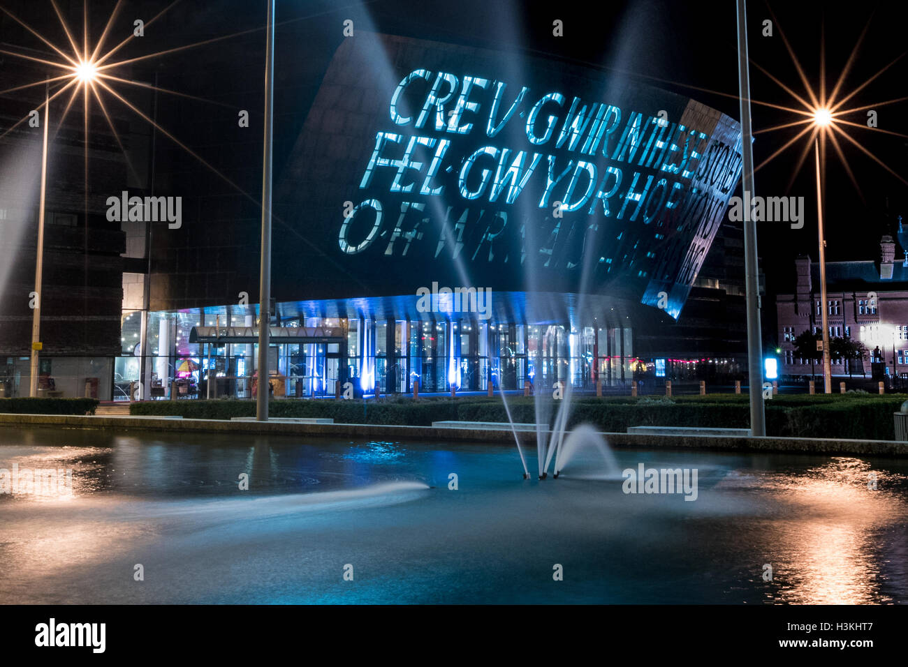 Welsh National Opera House at Cardiff Bay Night Stock Photo - Alamy