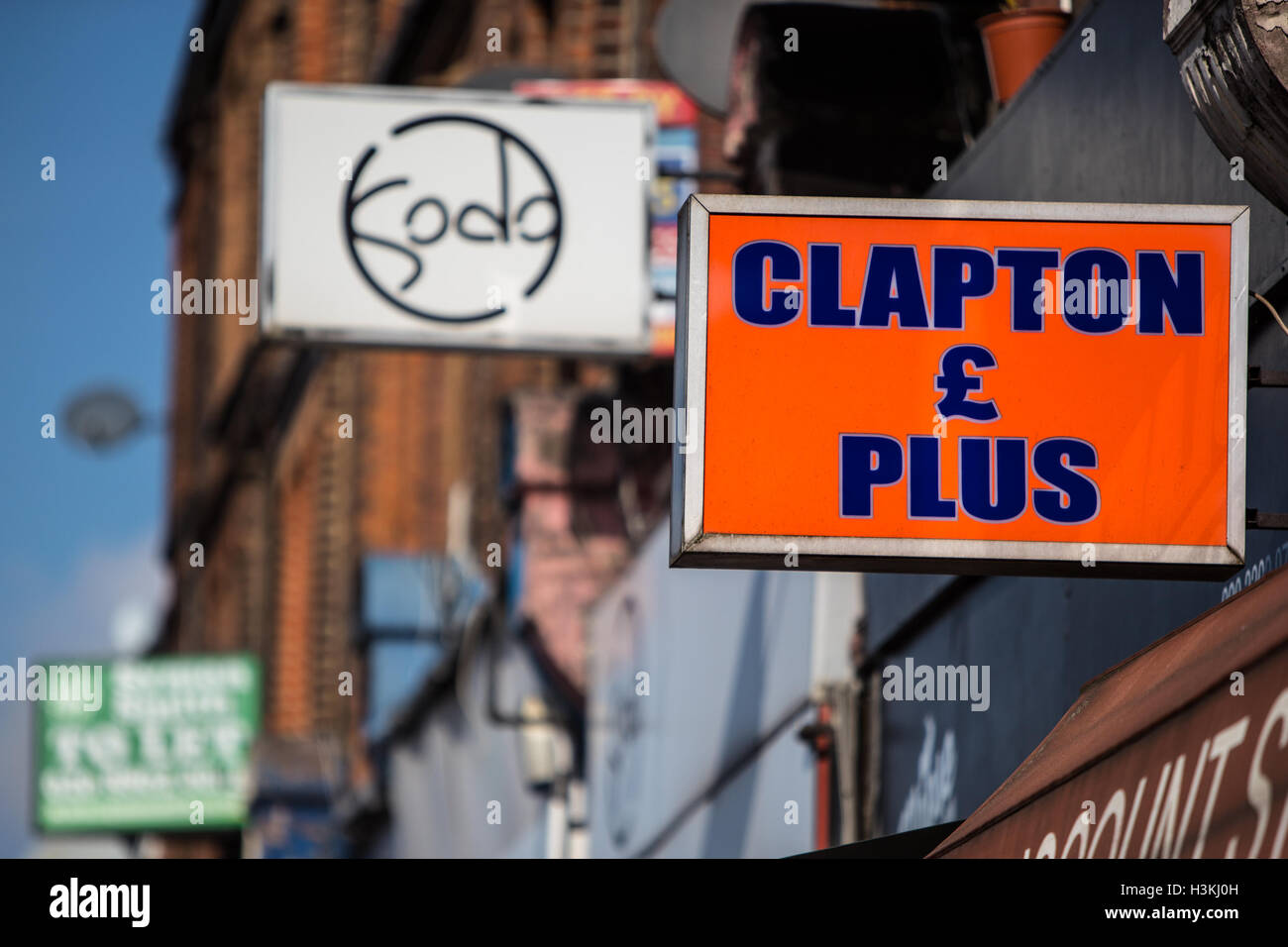 Clapton High Street East London £ sign Stock Photo - Alamy