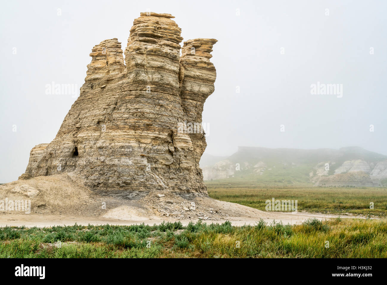 Kansas prairie in the fog hi-res stock photography and images - Alamy