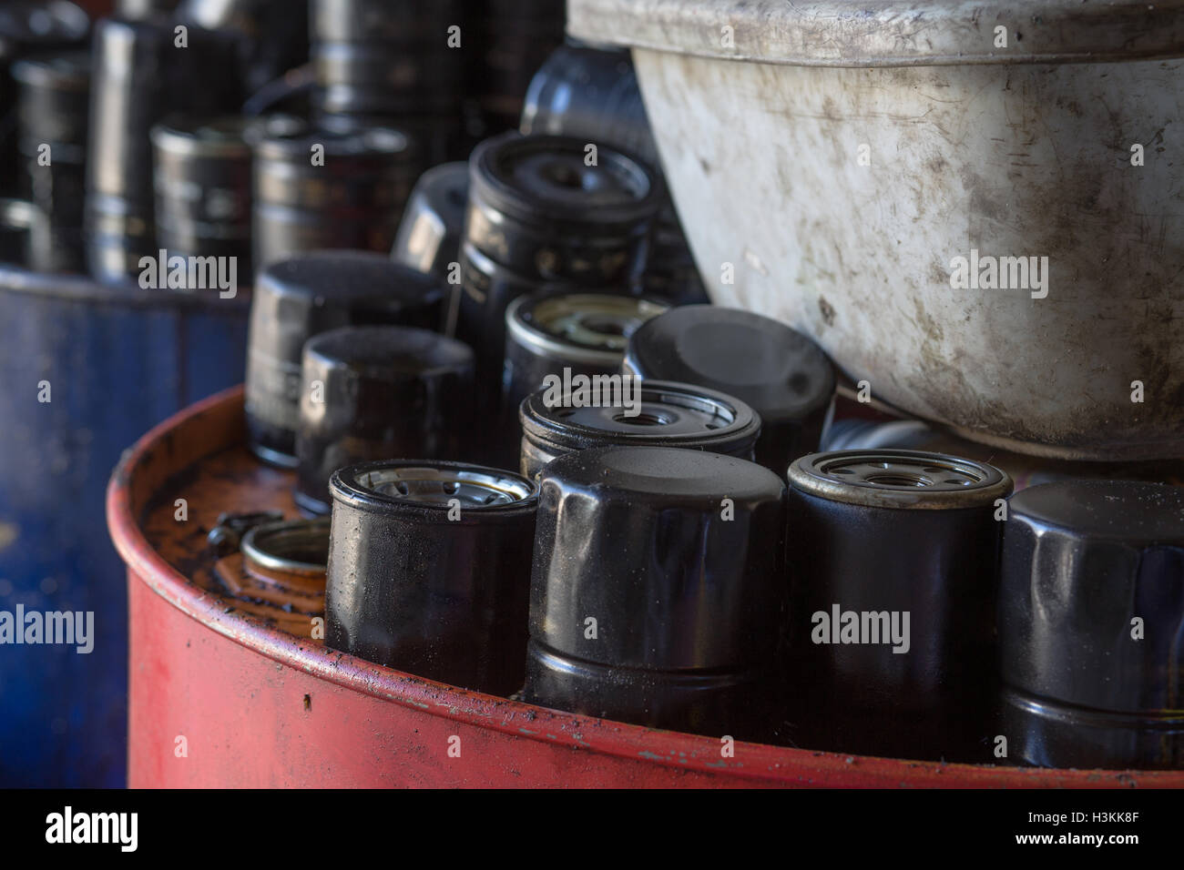 Automotive oil filters hi-res stock photography and images - Alamy