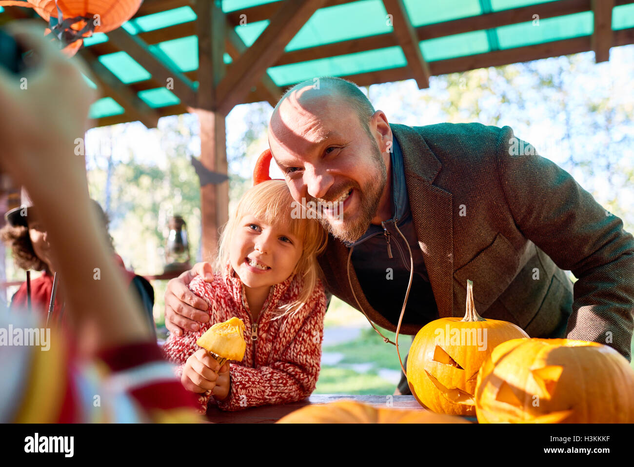 Father photographing child hi-res stock photography and images - Alamy