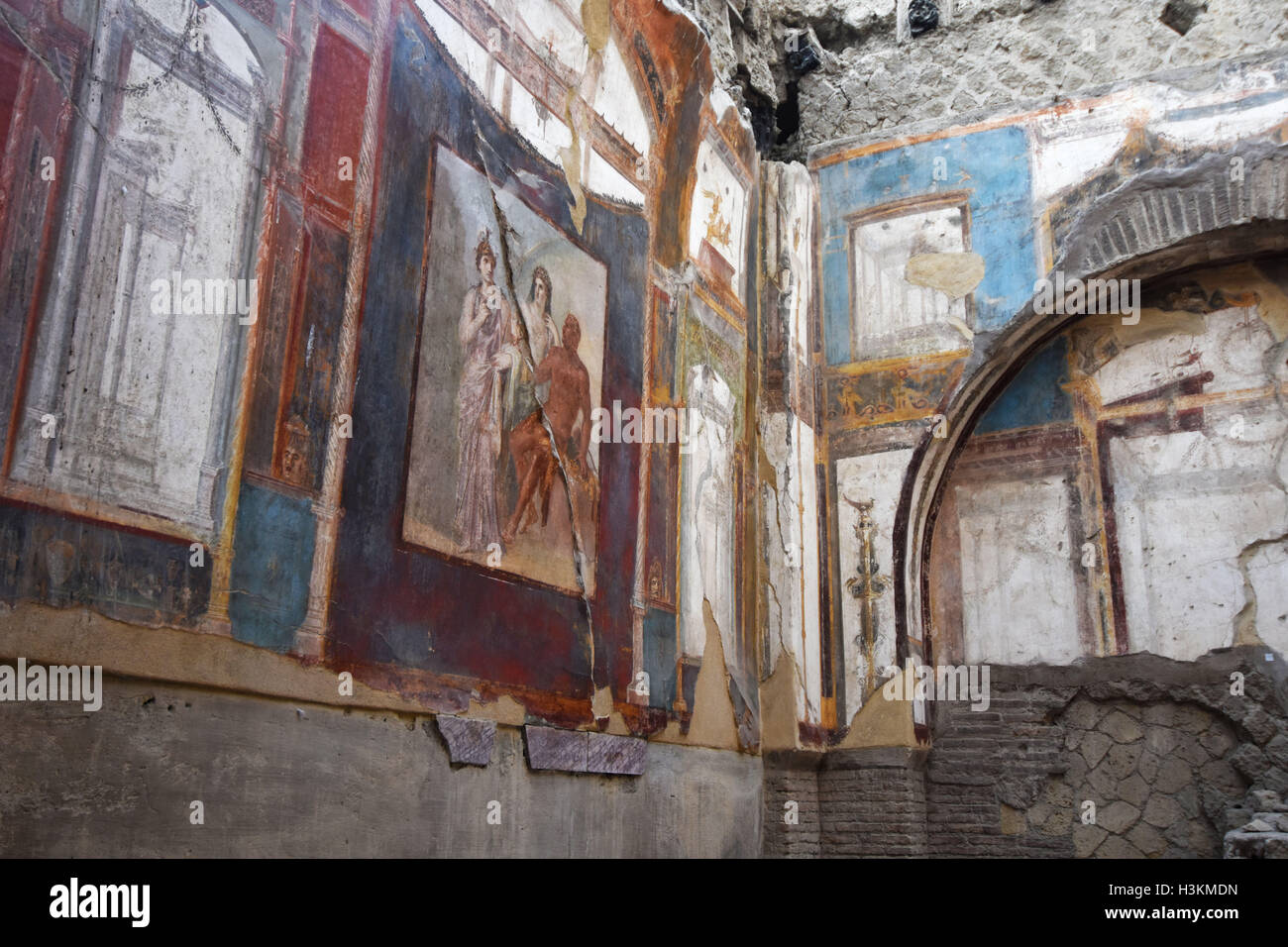 The Roman ruins, Bodies and Frescoes of Herculaneum near Pompei, Italy ...