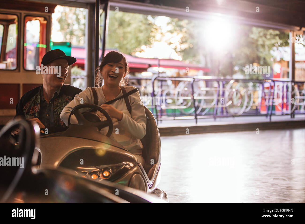 Bumper car amusement park hi-res stock photography and images - Alamy