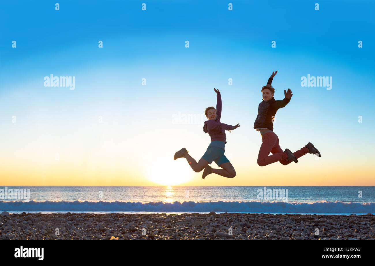 Two people silhouette excited hi-res stock photography and images - Alamy