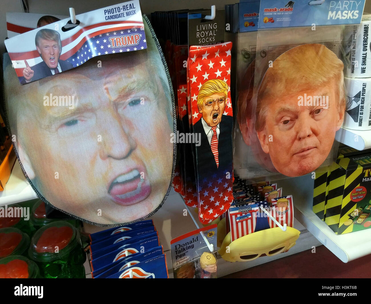 Donald Trump Masks High Resolution Stock Photography and Images - Alamy