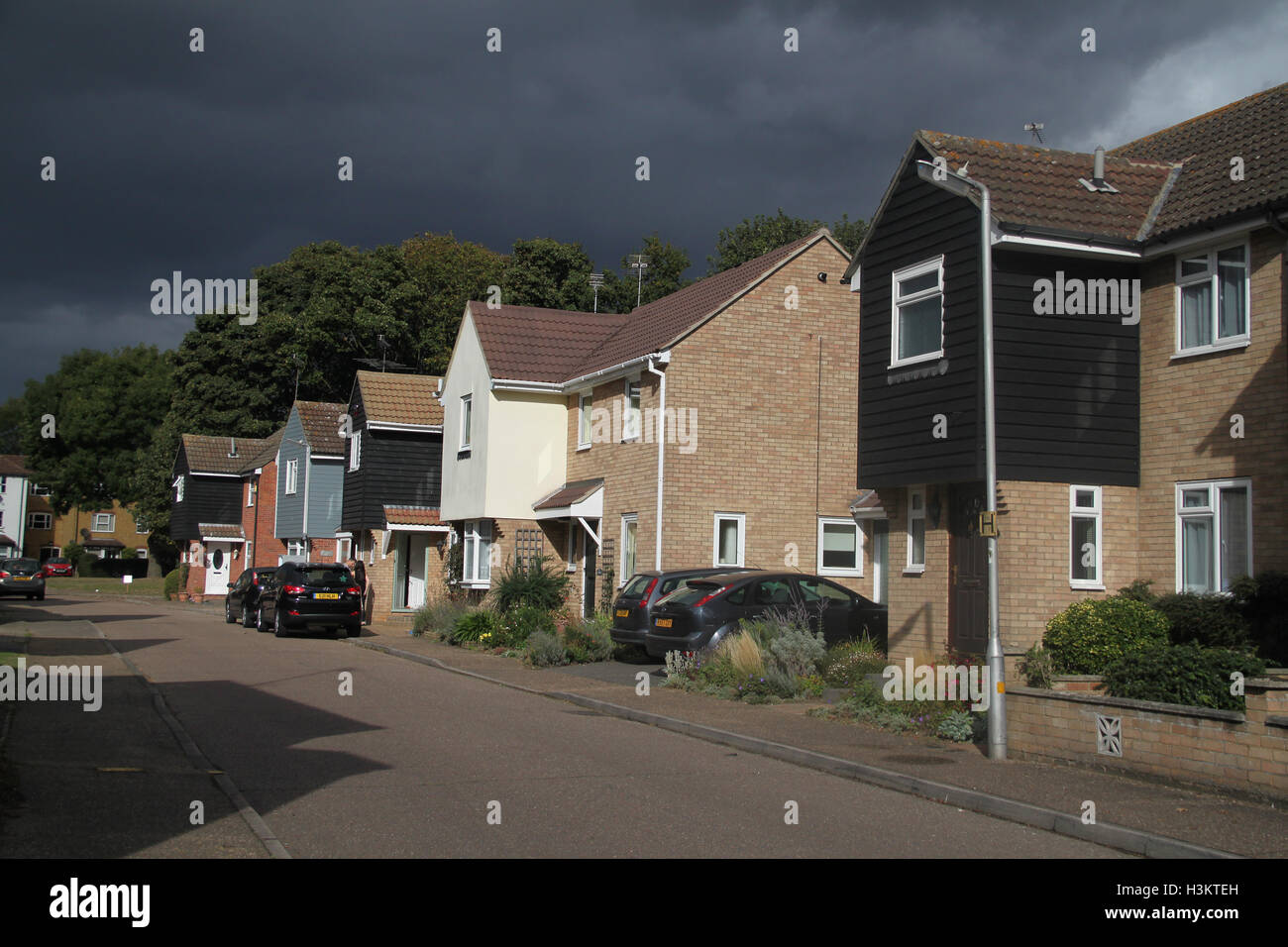 Row of detached houses on housing estate in Essex, England Stock Photo ...