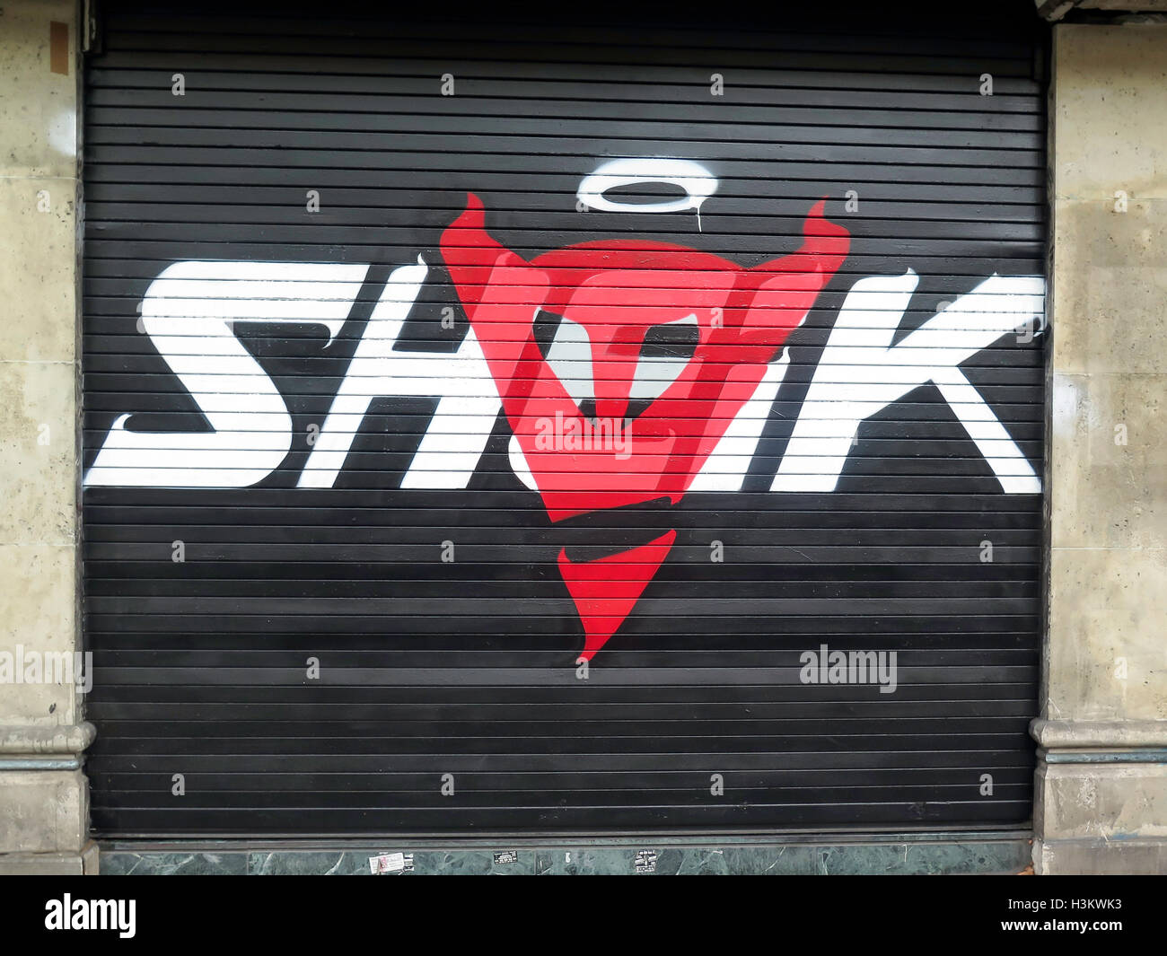 Graffiti on store front hi-res stock photography and images - Alamy