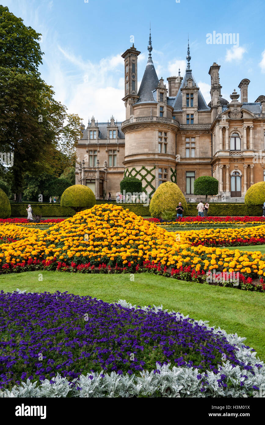 Waddesdon Manor House and Gardens, Buckinghamshire, England Stock Photo ...