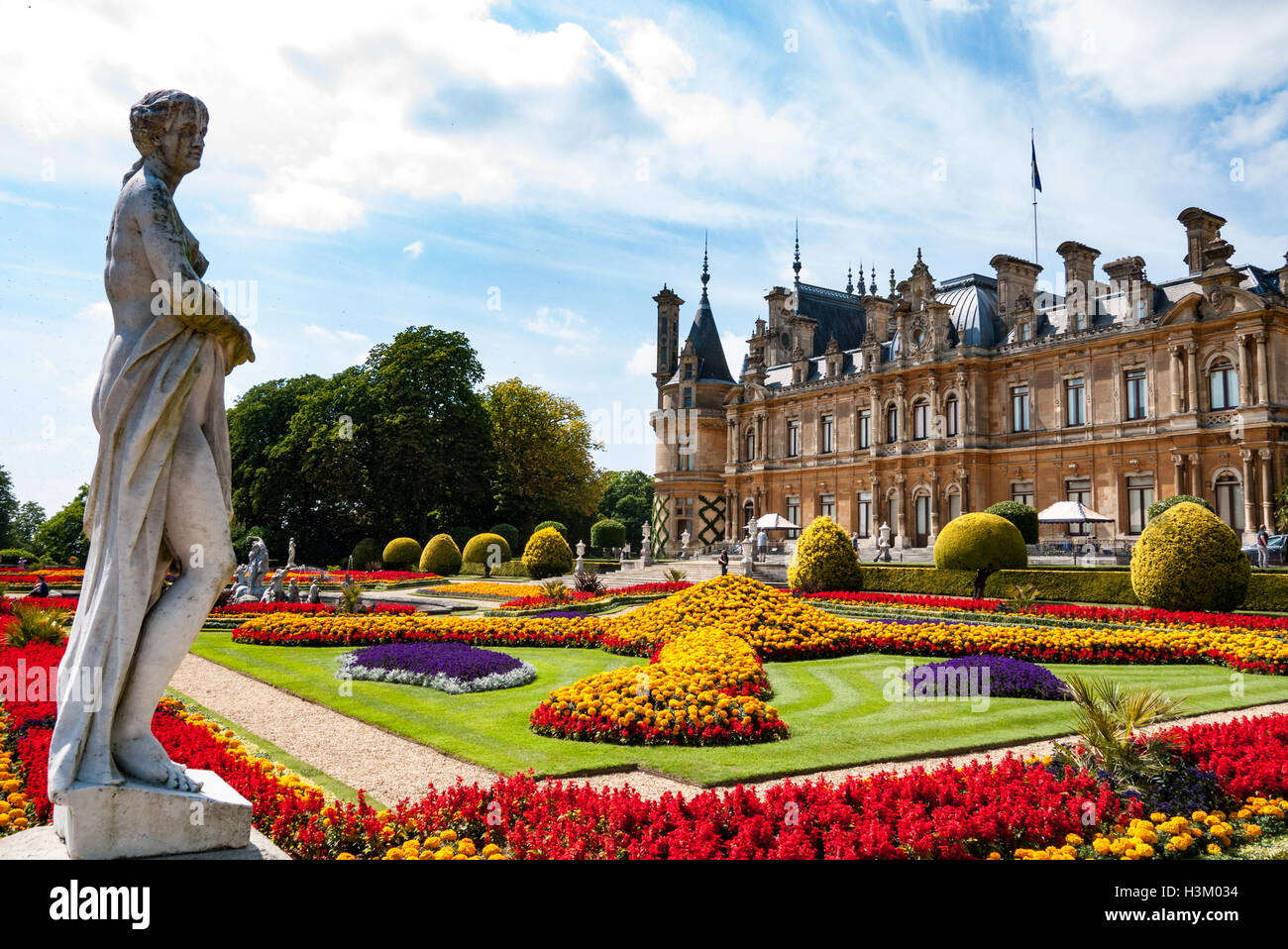 Waddesdon Manor House and Gardens, Buckinghamshire, England Stock Photo ...
