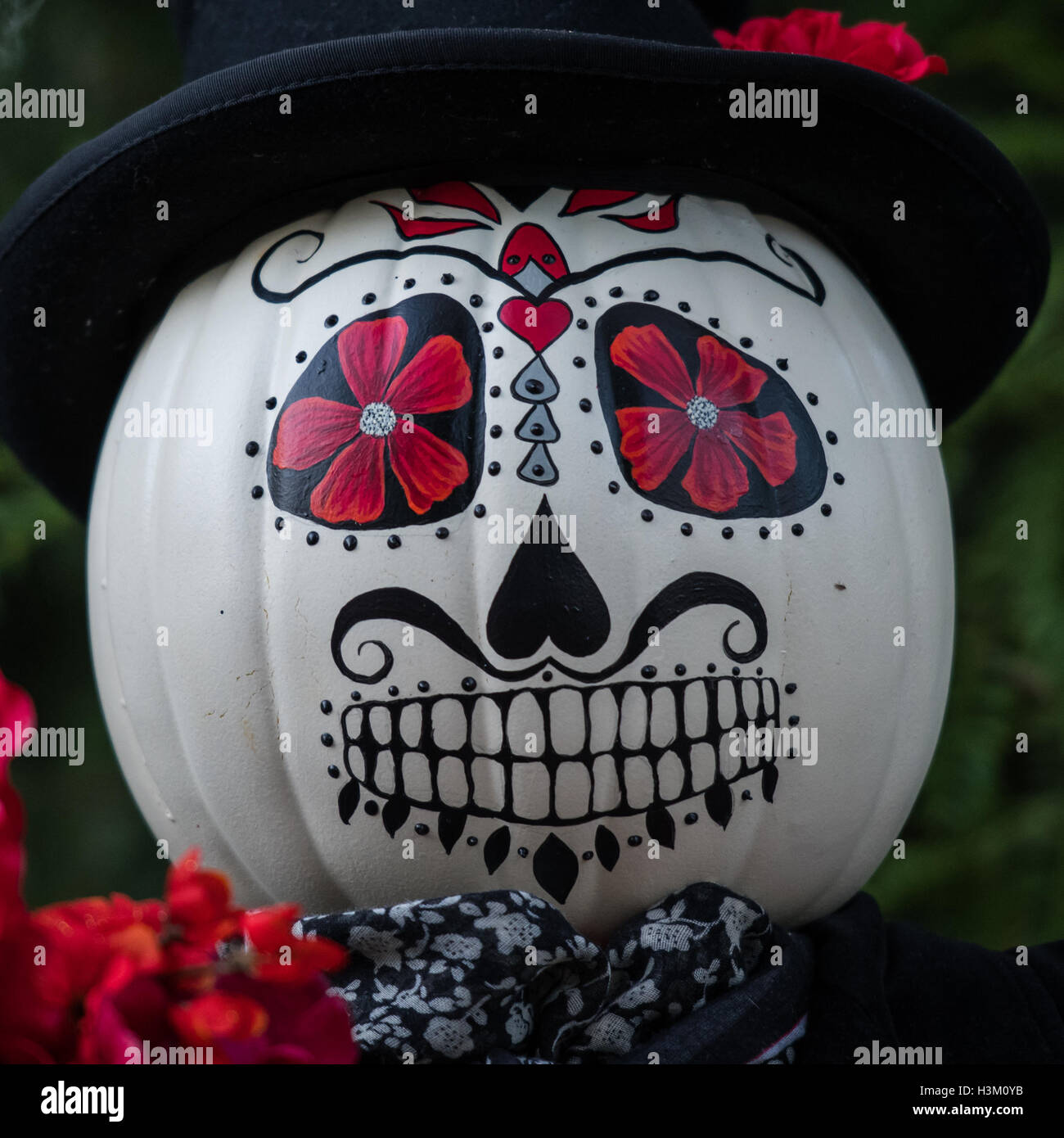 Dia De Los Muertos Pumpkin Painting