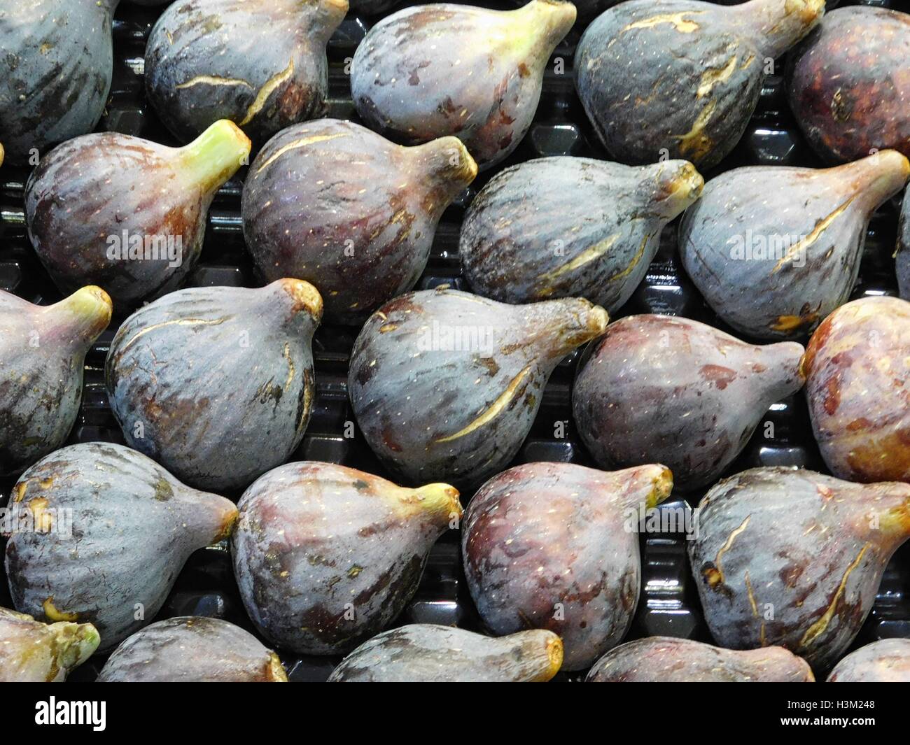 Texture of figs Stock Photo - Alamy