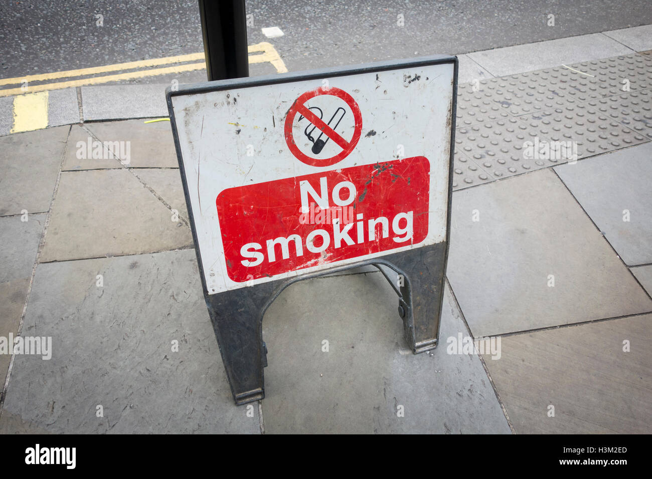 No Smoking sign at road works, London, UK Stock Photo - Alamy