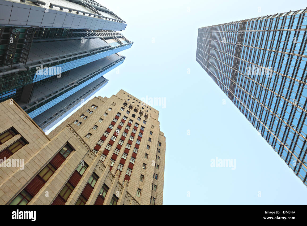 Tall sky scraper hi-res stock photography and images - Alamy