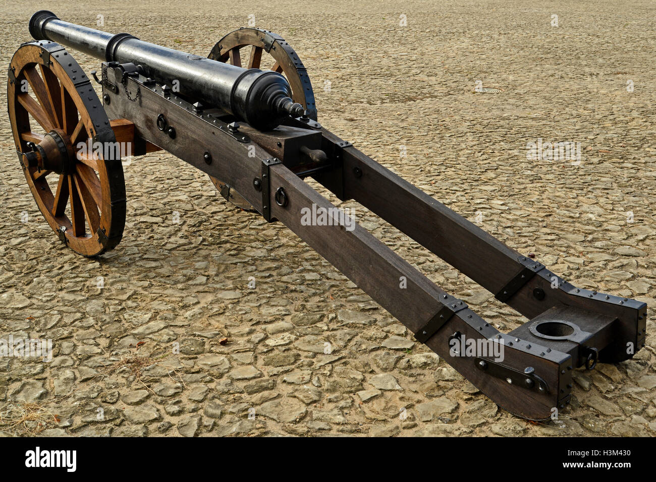 Muzzle loading cannon High Resolution Stock Photography and Images - Alamy