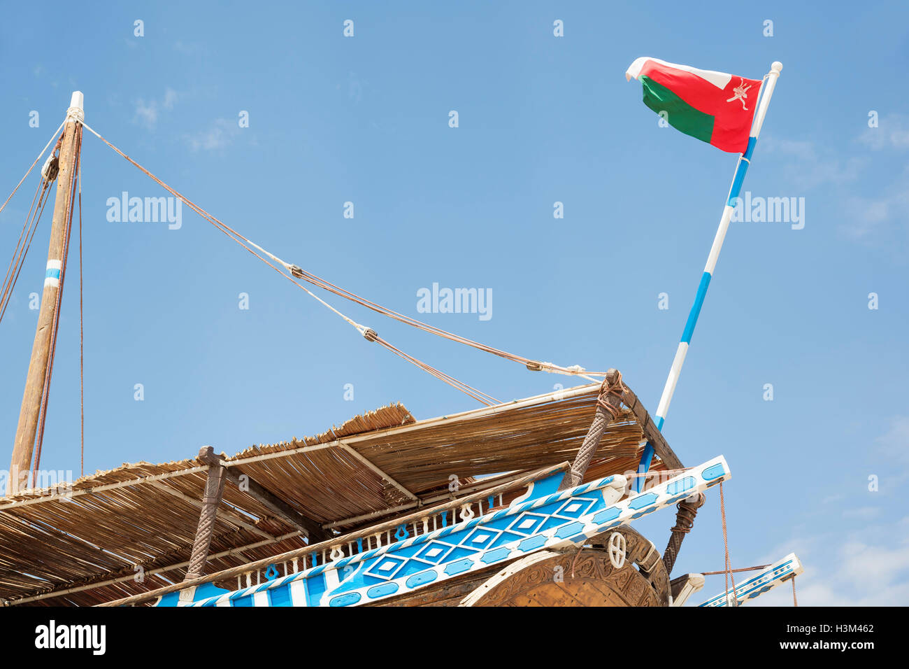 Oman sur dhow shipyard hi-res stock photography and images - Alamy