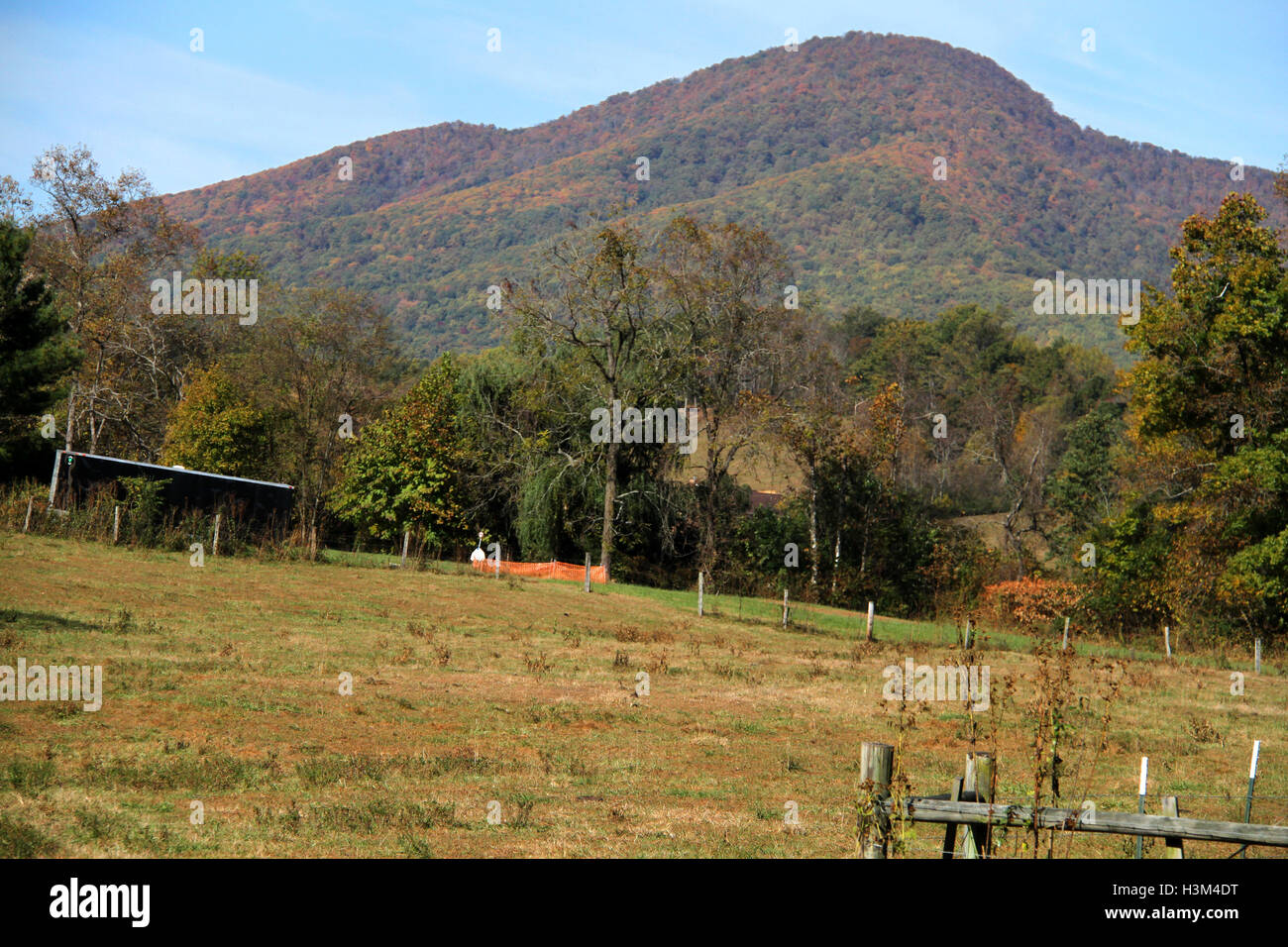 Fall landscape in Blue Ridge Mountains, Virginia, USA Stock Photo - Alamy