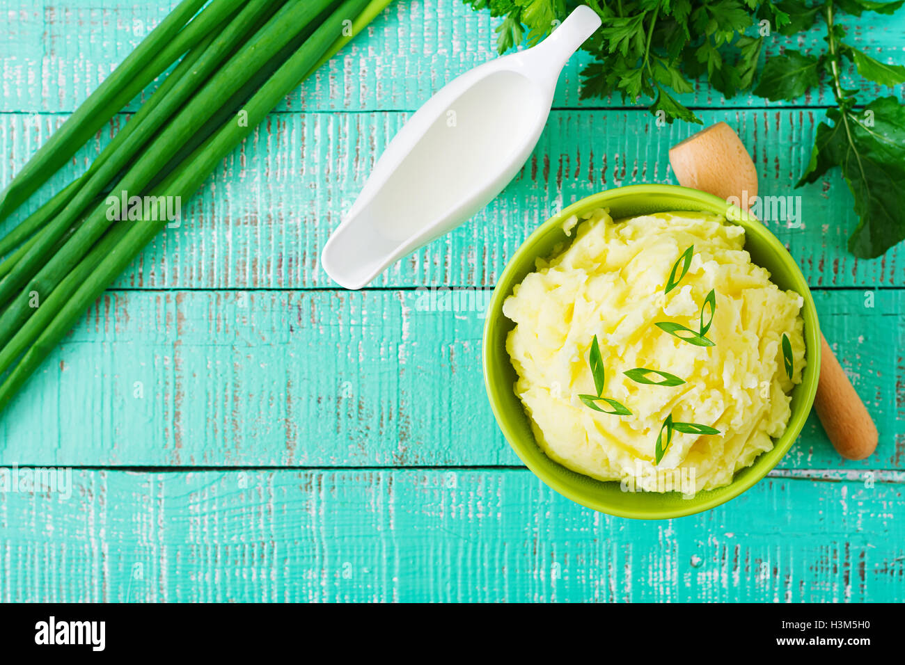 Mashed potatoes butter green hi-res stock photography and images - Alamy