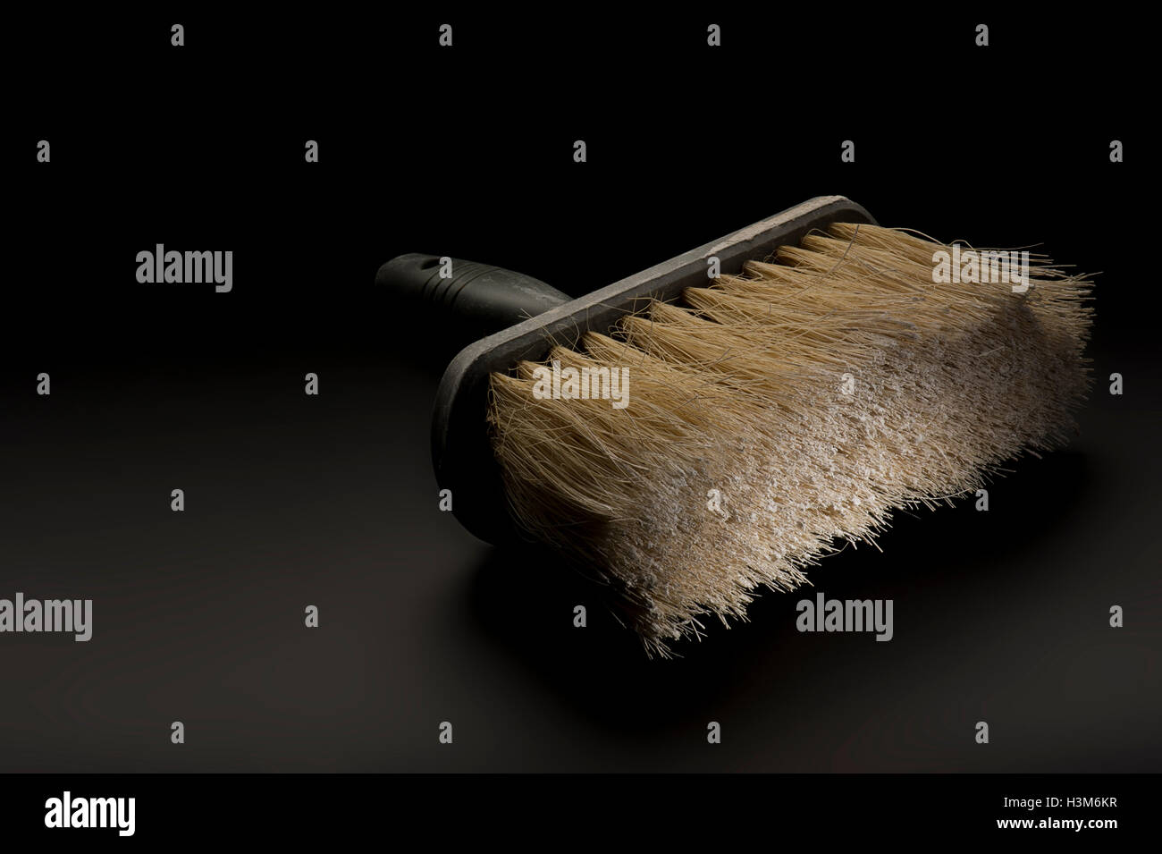 Wallpapering brush hi-res stock photography and images - Alamy