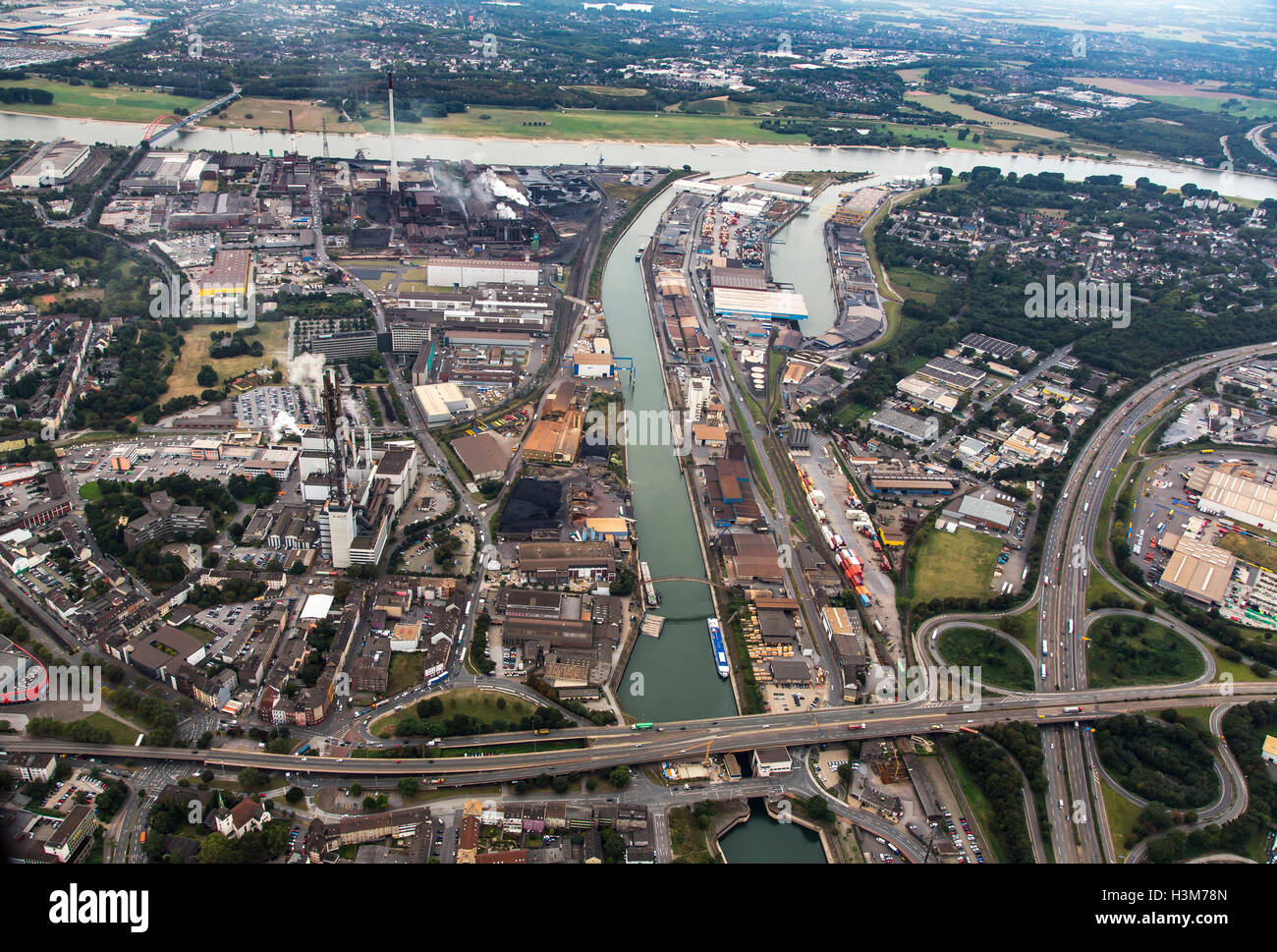 Duisburg ruhrort luftbild hi-res stock photography and images - Alamy