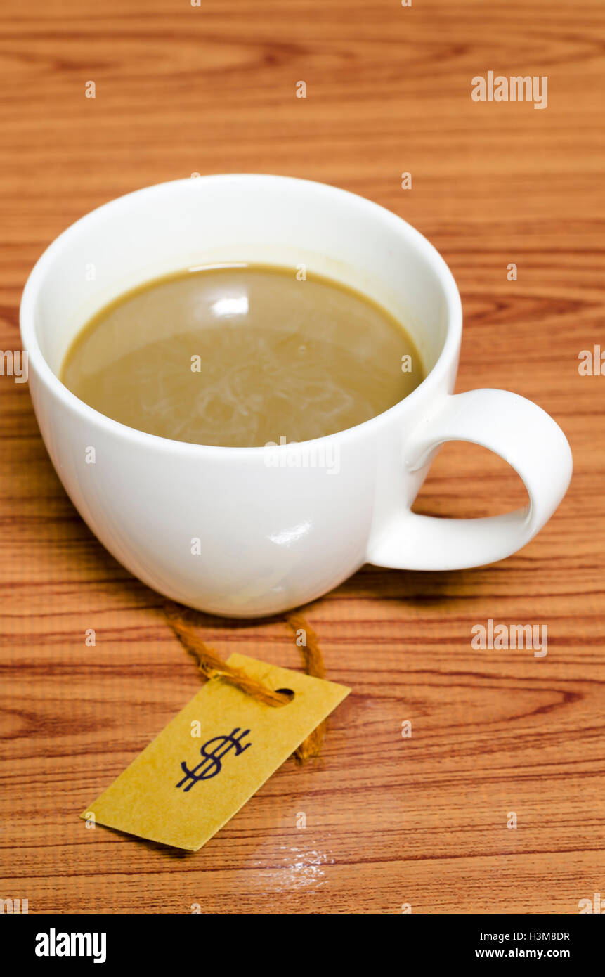 coffee cup with price tag Stock Photo - Alamy