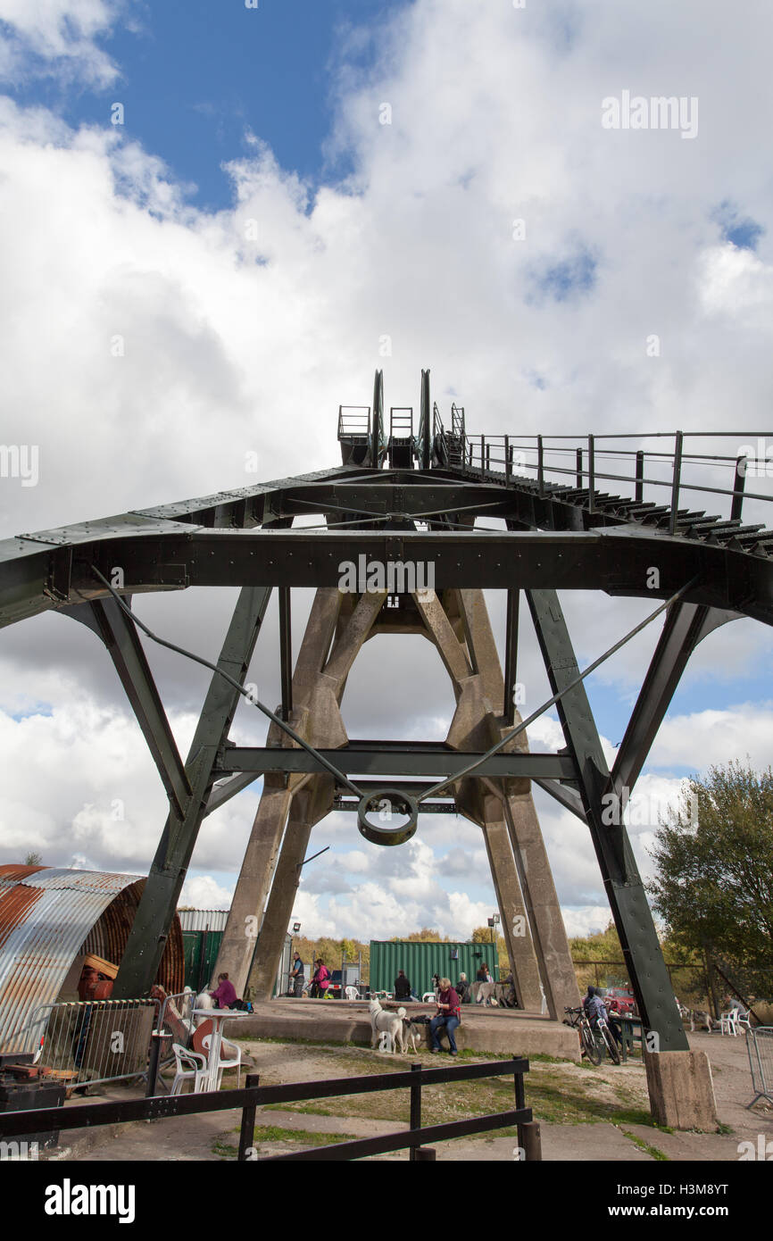 Pleasley colliery pit head hi-res stock photography and images - Alamy