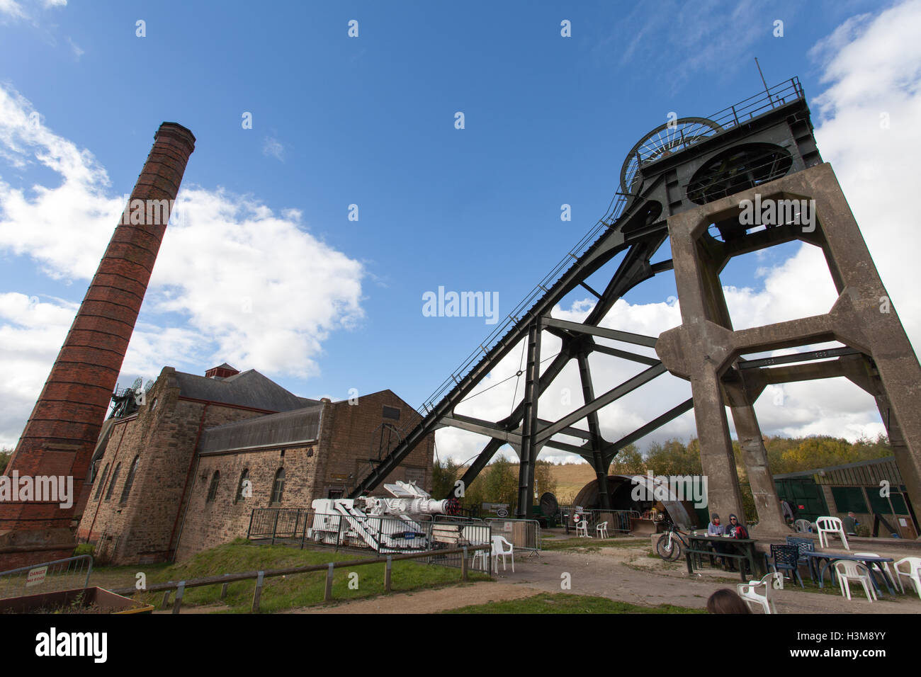 Pleasley colliery pit head hi-res stock photography and images - Alamy