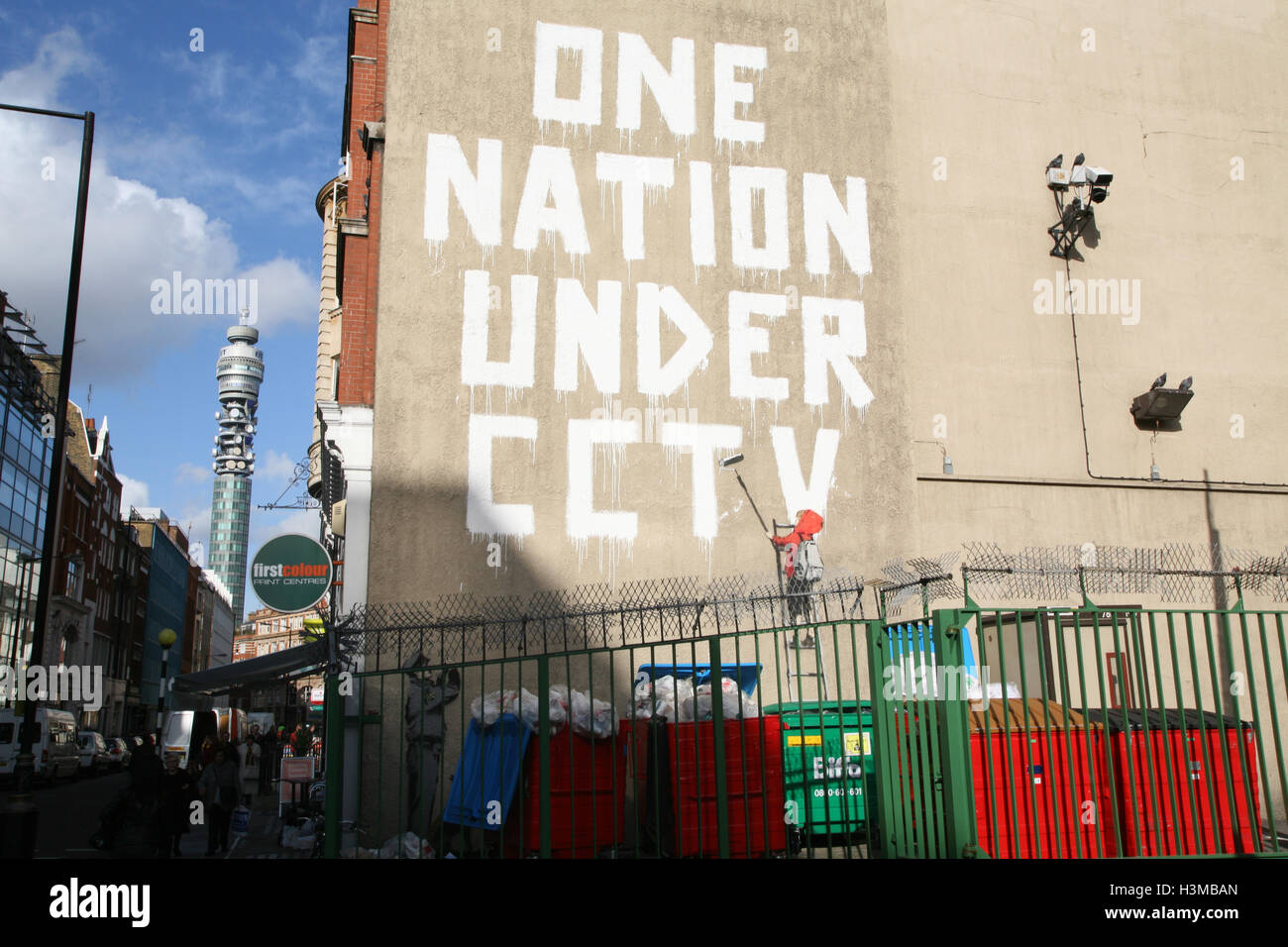 Banksy Graffiti Cctv Stock Photos & Banksy Graffiti Cctv Stock Images ...