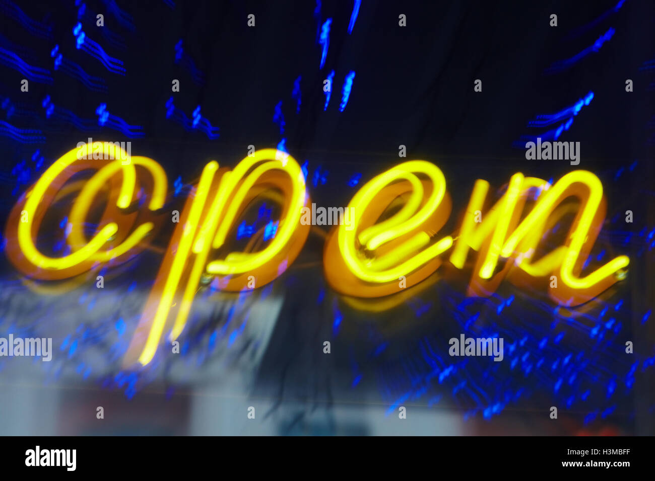 Club cafe sign hi-res stock photography and images - Alamy