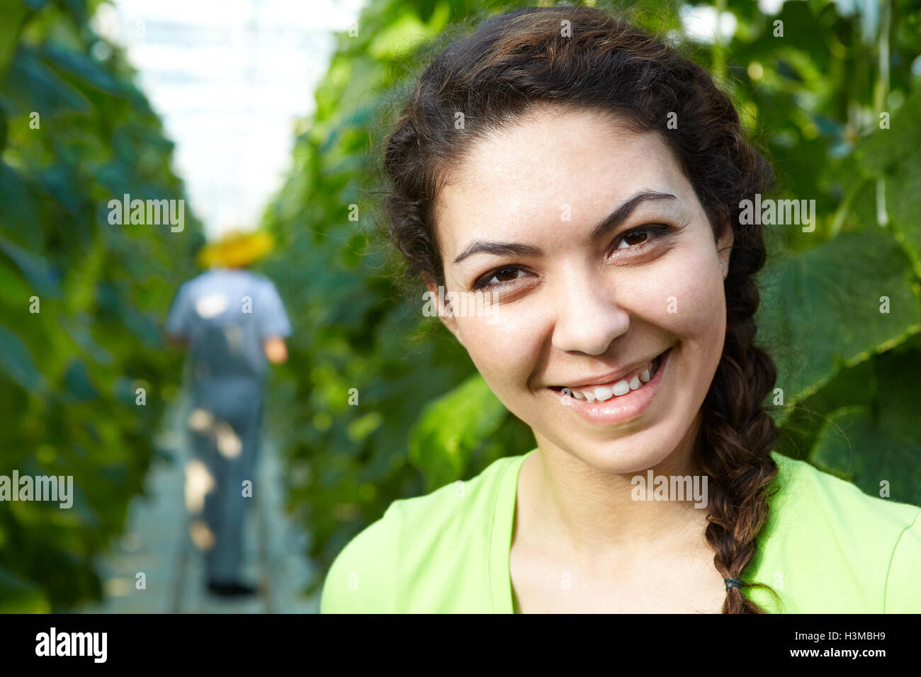 Green hazel eyes woman hi-res stock photography and images - Alamy