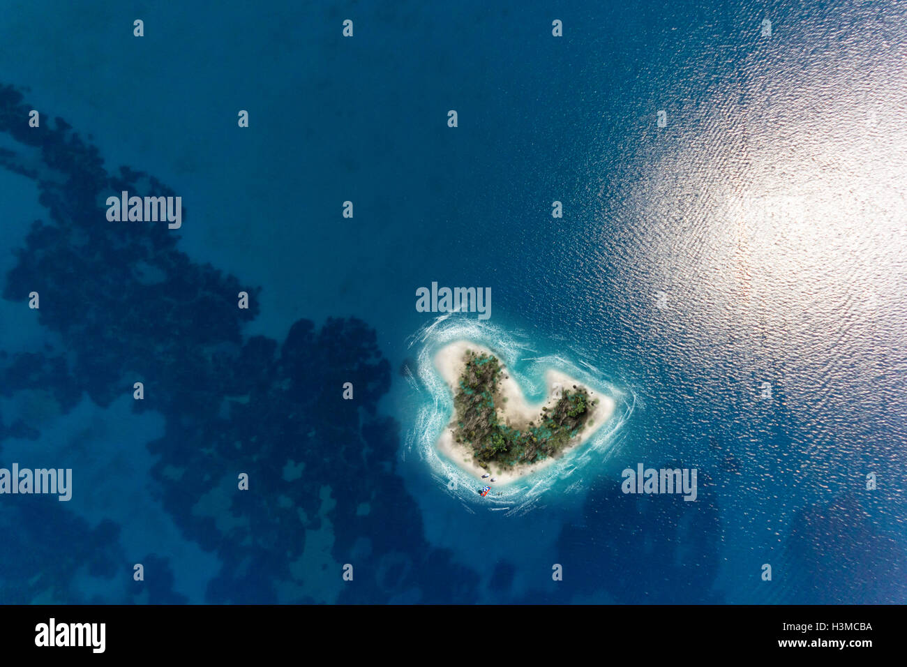 The lost island travel concept - 3D illustration Stock Photo - Alamy