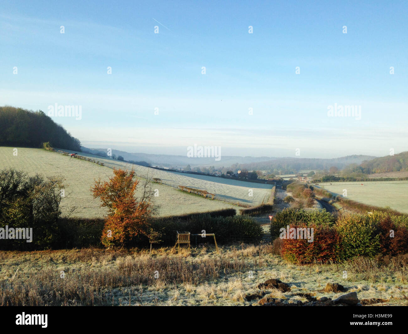 Crisp clear morning hi-res stock photography and images - Alamy