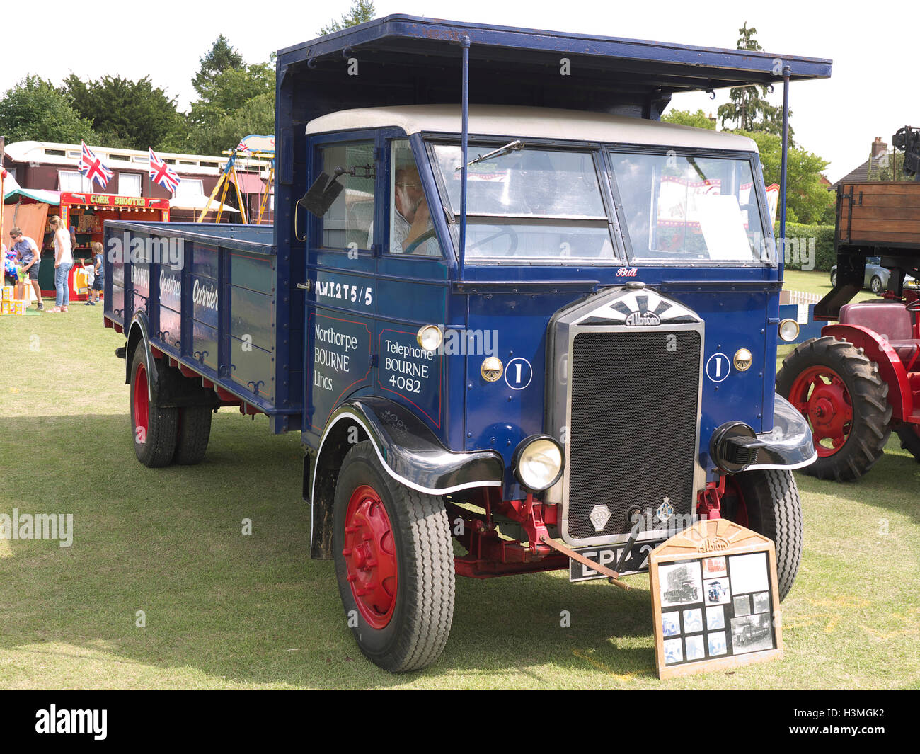 Albion lorry hi-res stock photography and images - Alamy