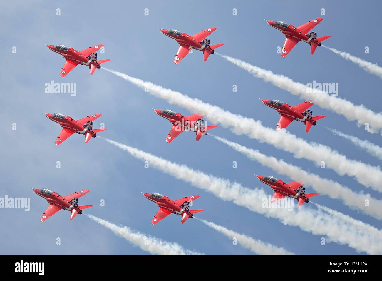 Red arrows tornado hi-res stock photography and images - Alamy