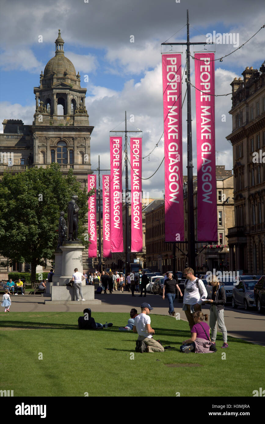 George Square and the city chambers with the cenotaph in Glasgow city ...