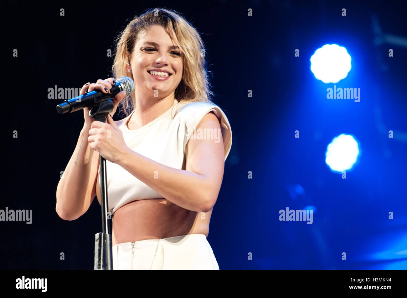 Naples, Italy. 10th Oct, 2016. Italian pop singer Emma Marrone performs ...